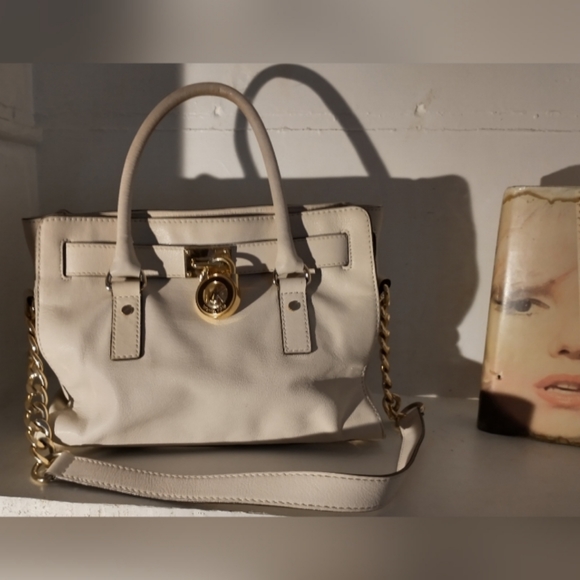 Michael Kors | Bags | Michael Kors Cream Leather Tote Gold Chain Lock | Poshmark